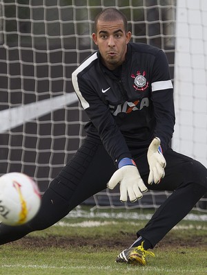 Titular no Paulista, Danilo Fernandes celebra: 'Conquista mais especial ...
