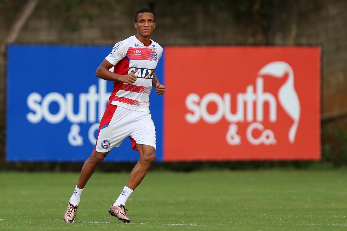 Bahia confirma empréstimo de Rodrigo Becão ao CSKA | bahia | ge