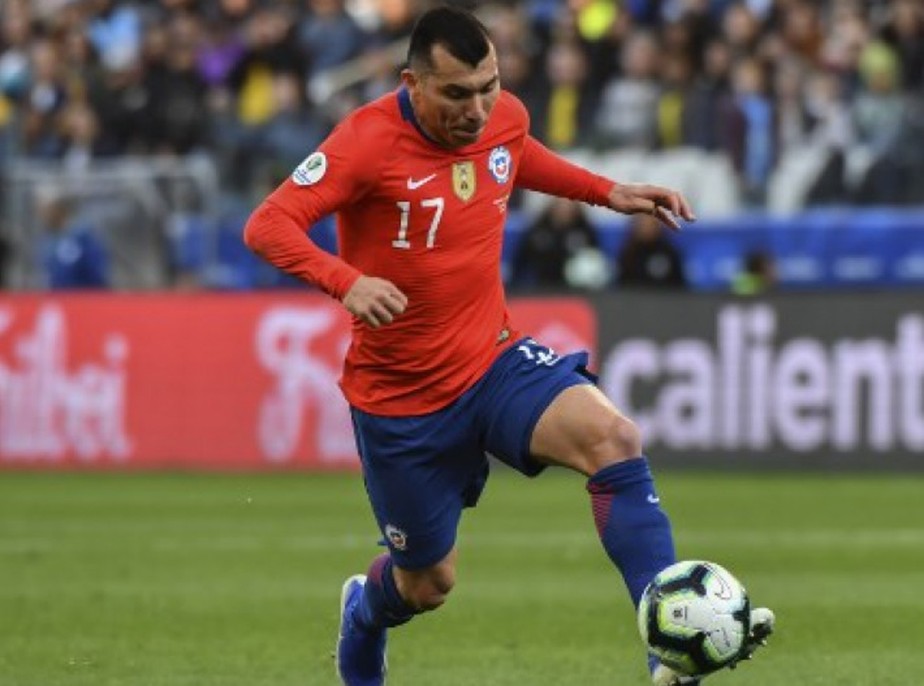 Saiba qual a oferta do Vasco pelo chileno Medel