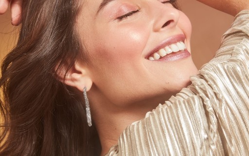 Atriz Anna Melo fala sobre beleza e carreira - Revista Marie Claire ...