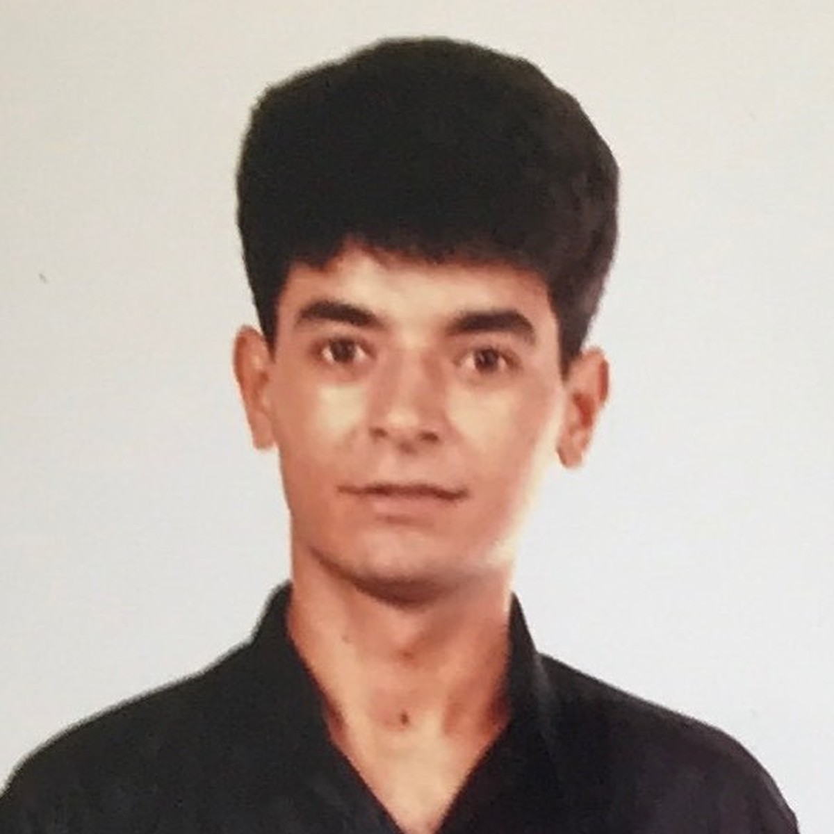 David Brazil mostra foto da juventude e fãs criticam: "Era feio ...