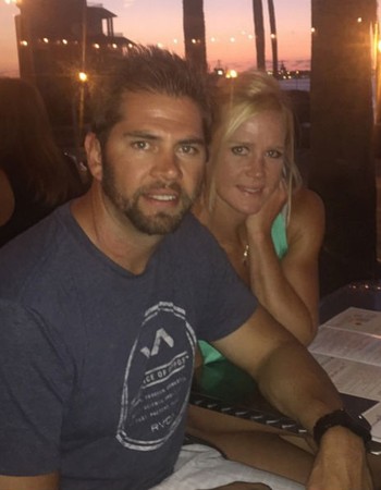 Marido de Holly Holm exalta respeito dos parceiros de equipe da campeã