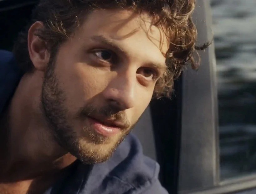 Em 'Travessia', Ari toma decisão radical