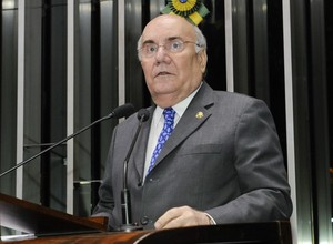 Senadores criam sistema de reembolso para assessores - Época Negócios ...