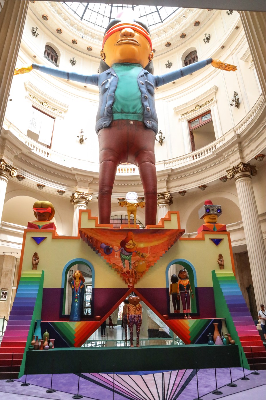 Exposição OSGEMEOS, no CCBB do Rio, supera a marca de 500 mil ...