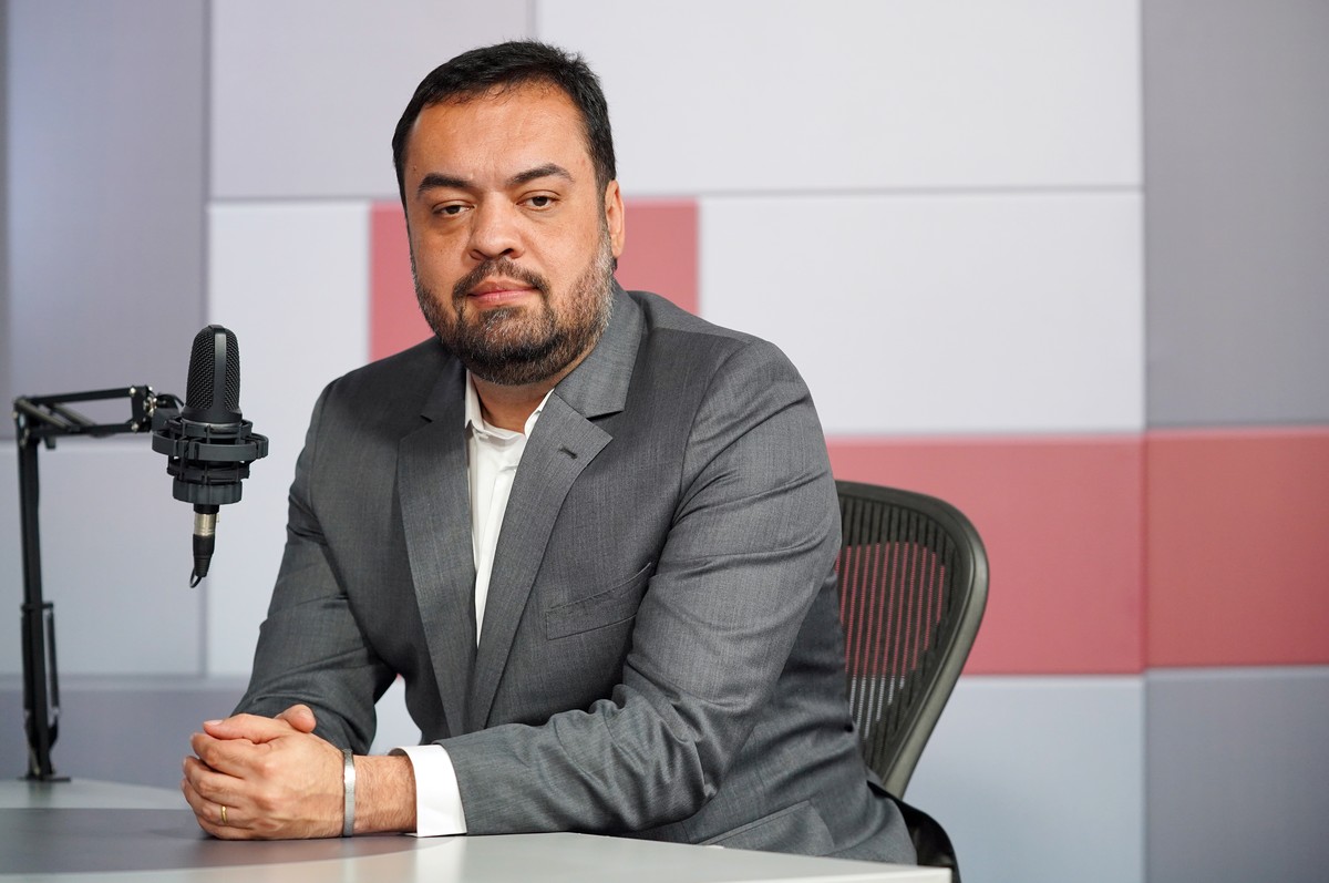 Cláudio Castro toma posse como governador reeleito no RJ; veja a ...