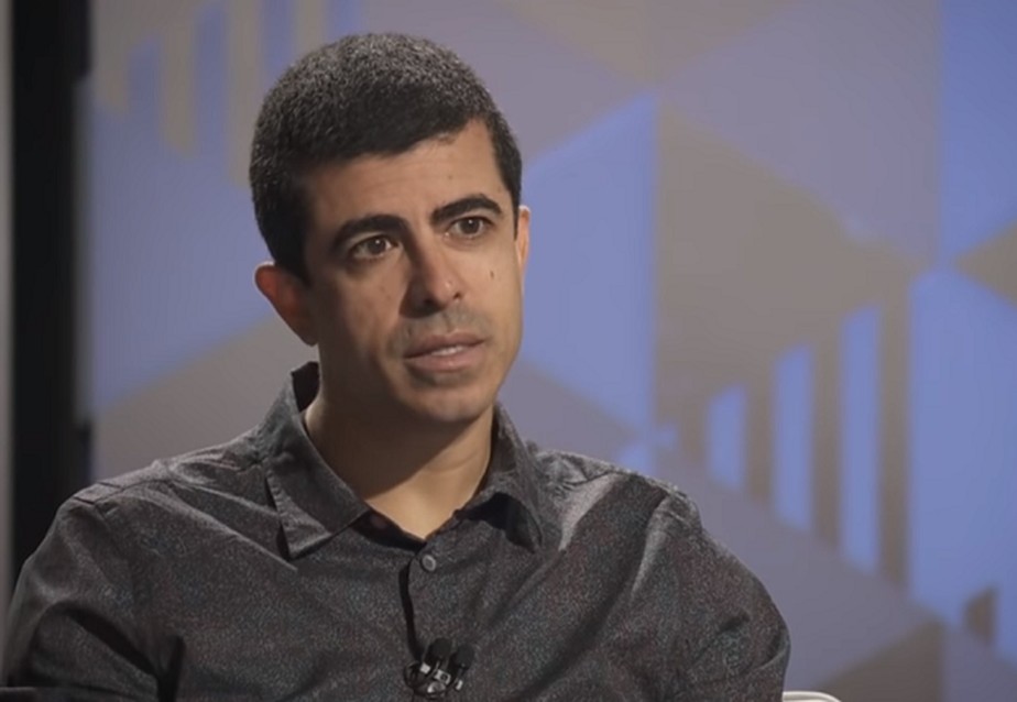 Caso Melhem entra na reta final e deve ouvir dez artistas