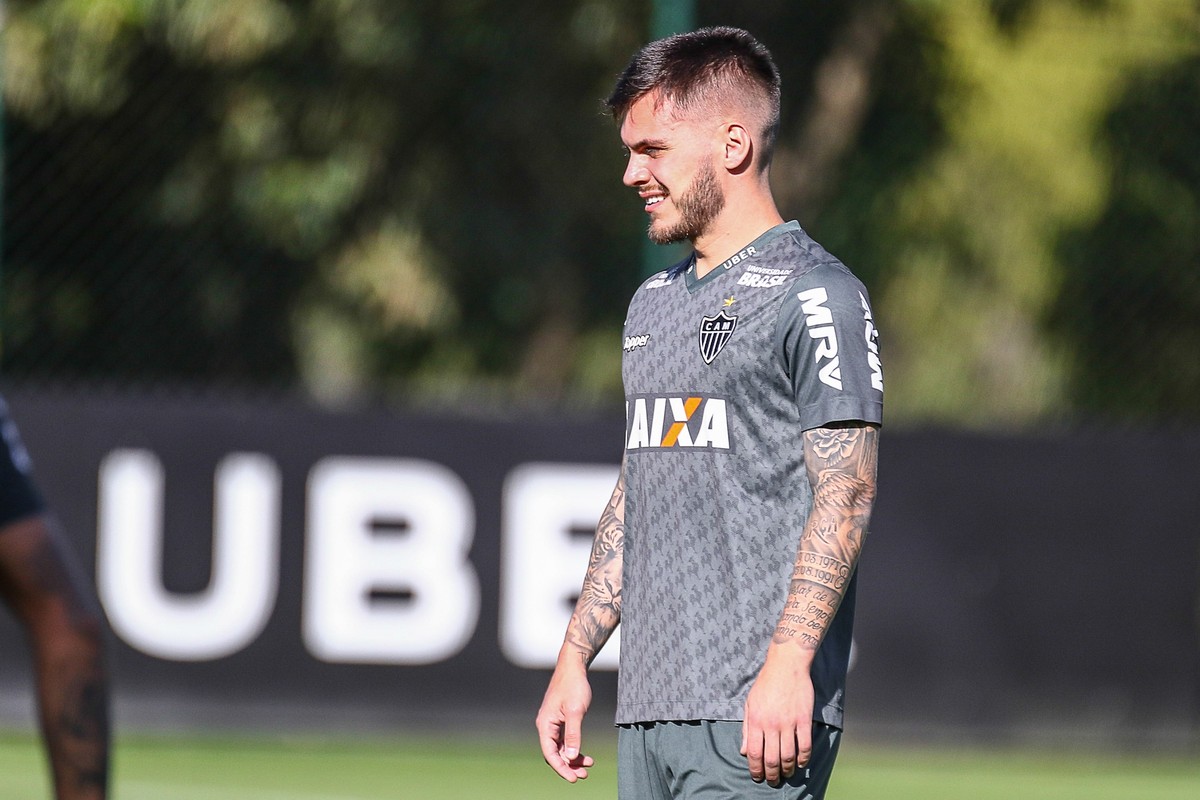 Nathan volta ao Atlético-MG, mas fica na academia em primeiro trabalho ...