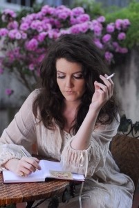 Larissa Maciel, a Maysa da série, vai trocar Porto Alegre pelo Rio ...