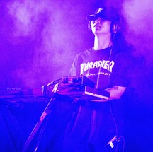 DPR emociona plateia em show único em São Paulo | K-pop | Quem