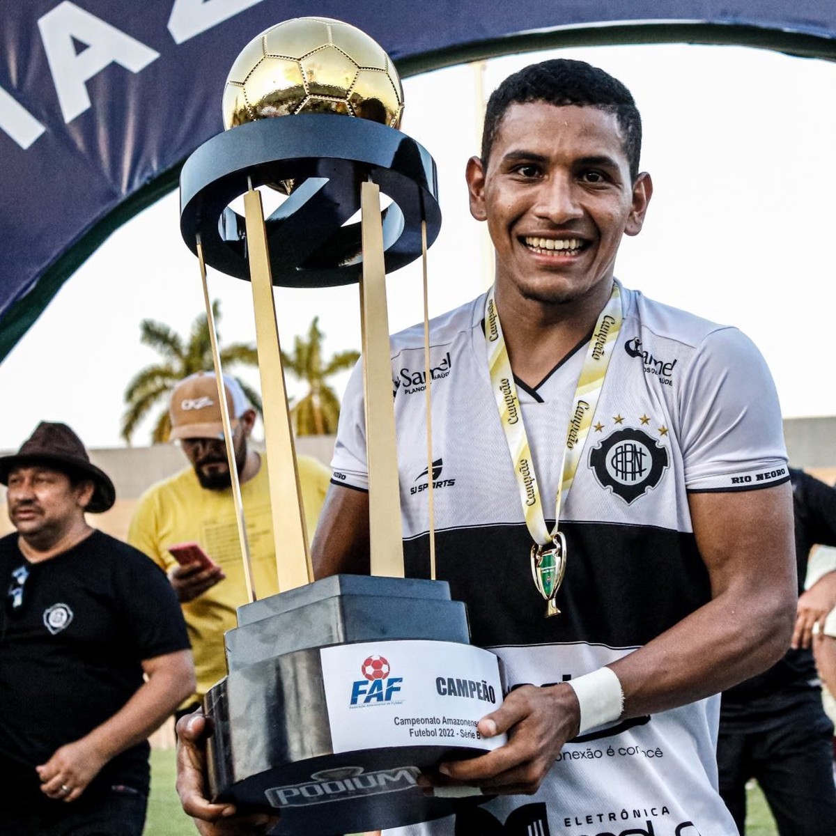 Princesa repatria Tico e anuncia lateral Wesley, ex-Campo Grande-RJ ...