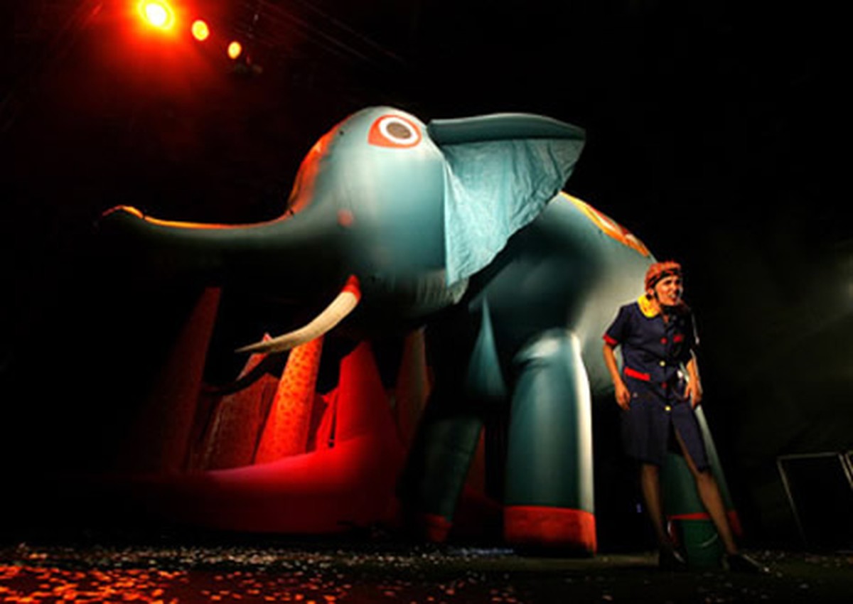 Espetáculo de balões 'Gigantes de Ar' é apresentado no Parque Max ...