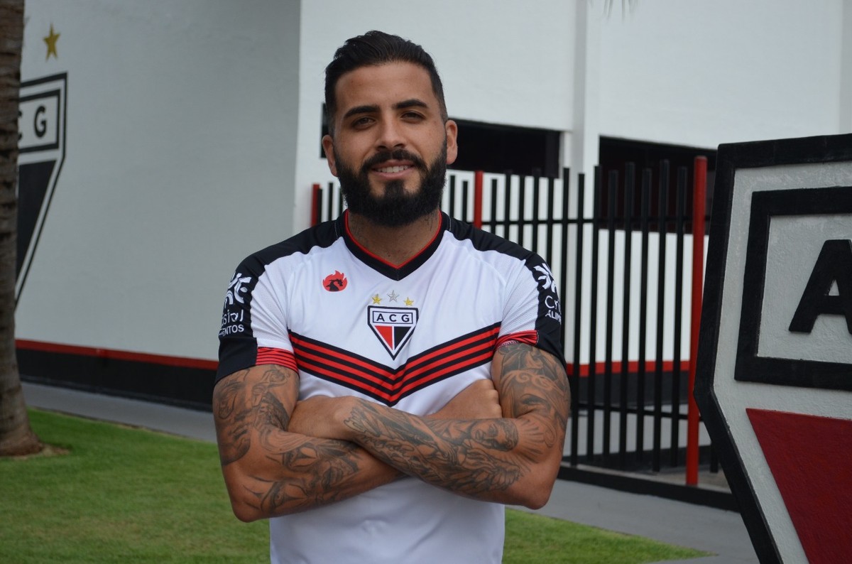 Volante André Castro retorna para segunda passagem no Atlético-GO ...