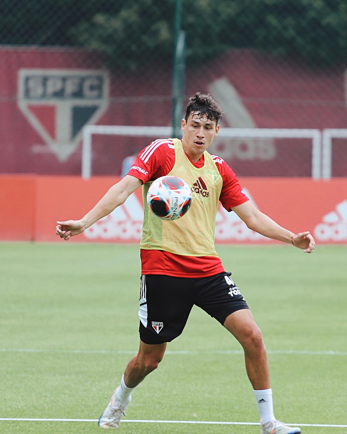 Entenda por que o São Paulo insistiu para que Ferraresi fizesse ...