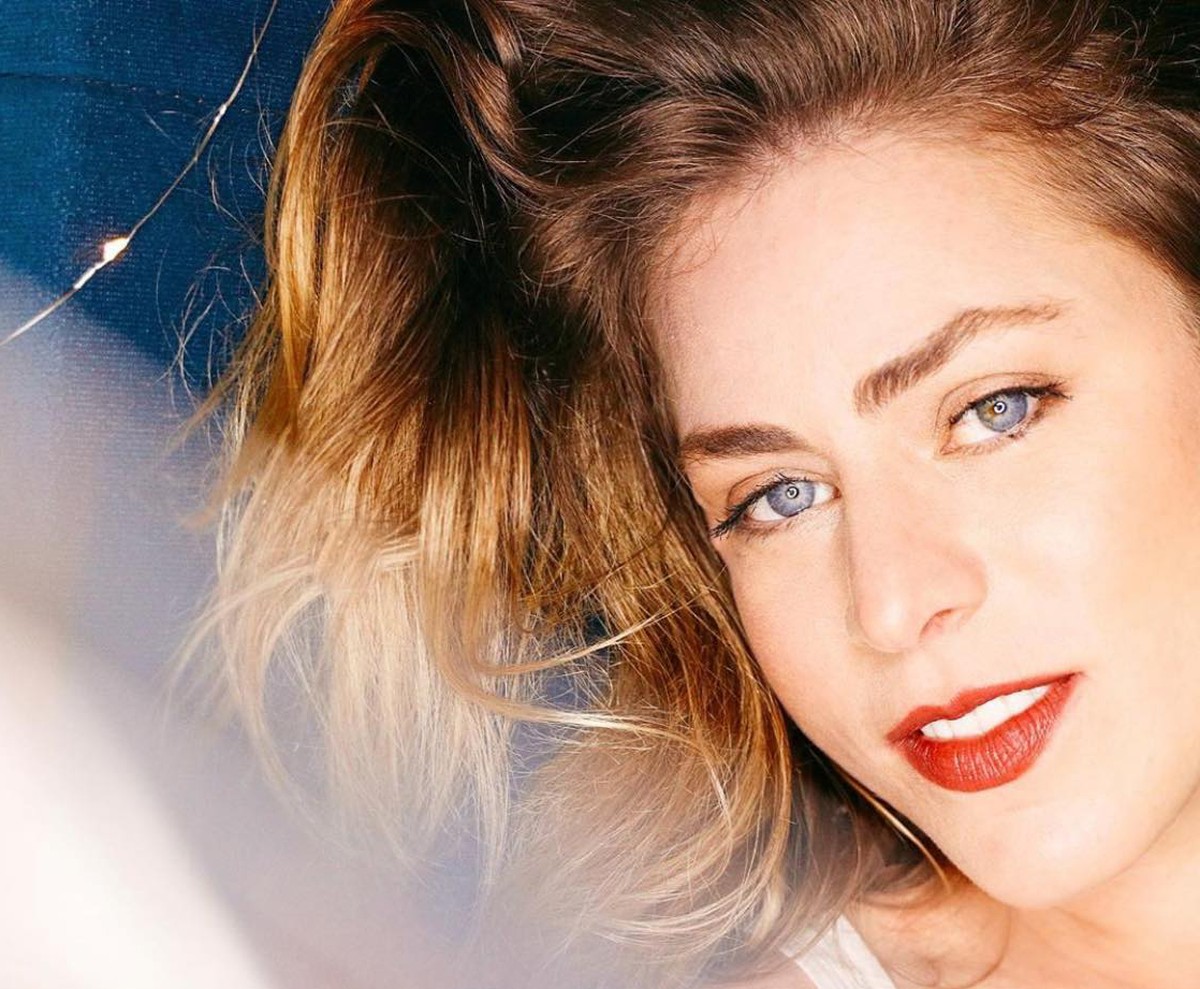 Lu Andrade, ex-Rouge, volta ao disco com o EP 'Elo' | Blog do Mauro ...