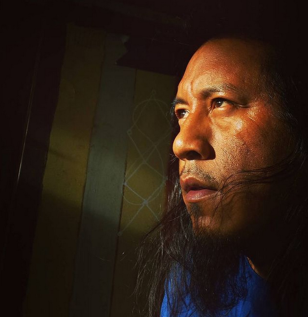 Corpo do artista plástico indígena Jaider Esbell será velado no Palácio ...