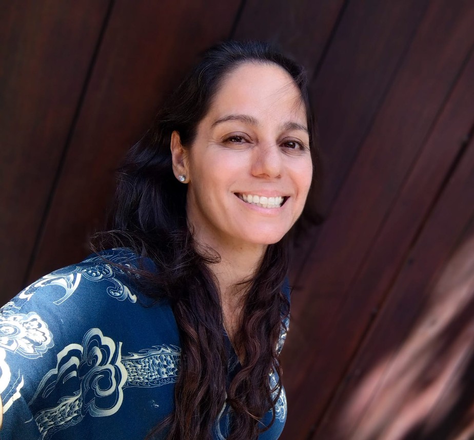 Claudia Mauro ensaia monólogo para estrear após ‘Travessia’