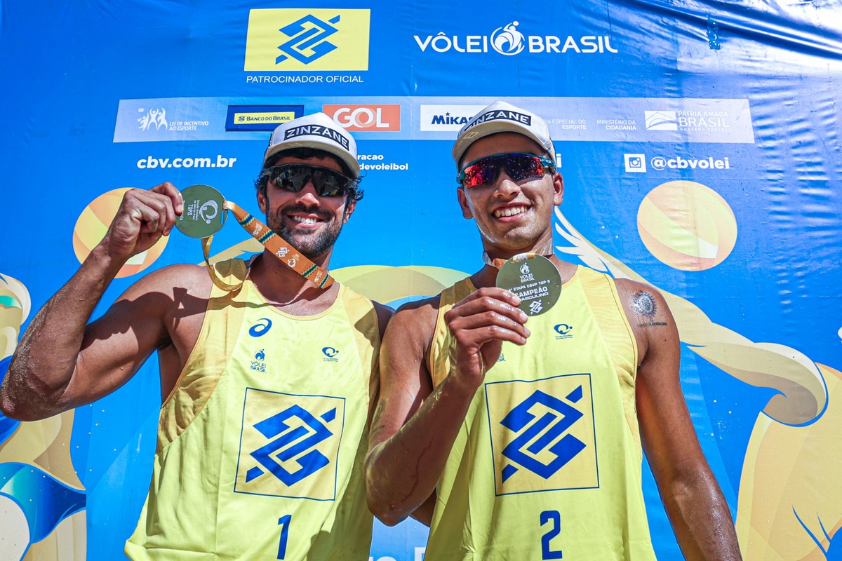 Vitor Felipe/Renato e Duda/Ana Patrícia vencem etapa de Brasília ...