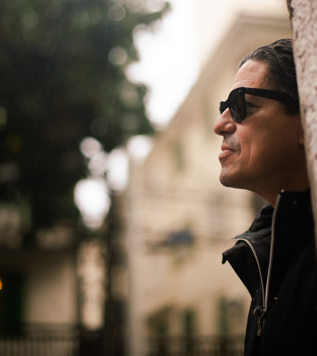 Maurício Barros é parceiro de Arnaldo Antunes, Fausto Fawcett e Otto no primeiro álbum solo ...