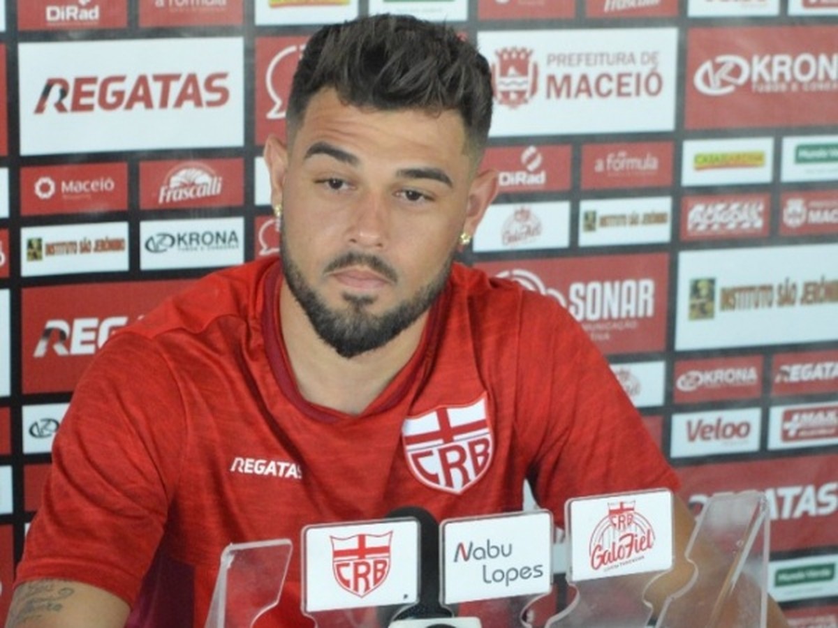 Jogo assim: Lucas Mendes fala sobre as exigências da posição de lateral ...