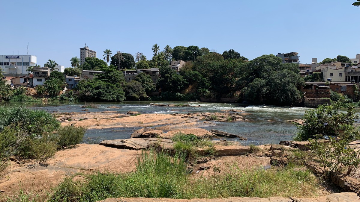 Impactos ambientais: realidade do Vale do Rio Doce no Enem | DE BOA NO ...