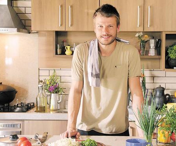 Rodrigo Hilbert comanda nova temporada de Tempero de Família - ÉPOCA ...