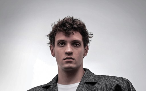 Para o estilista Fernando Miró, moda é "aliar um lado artístico e ...