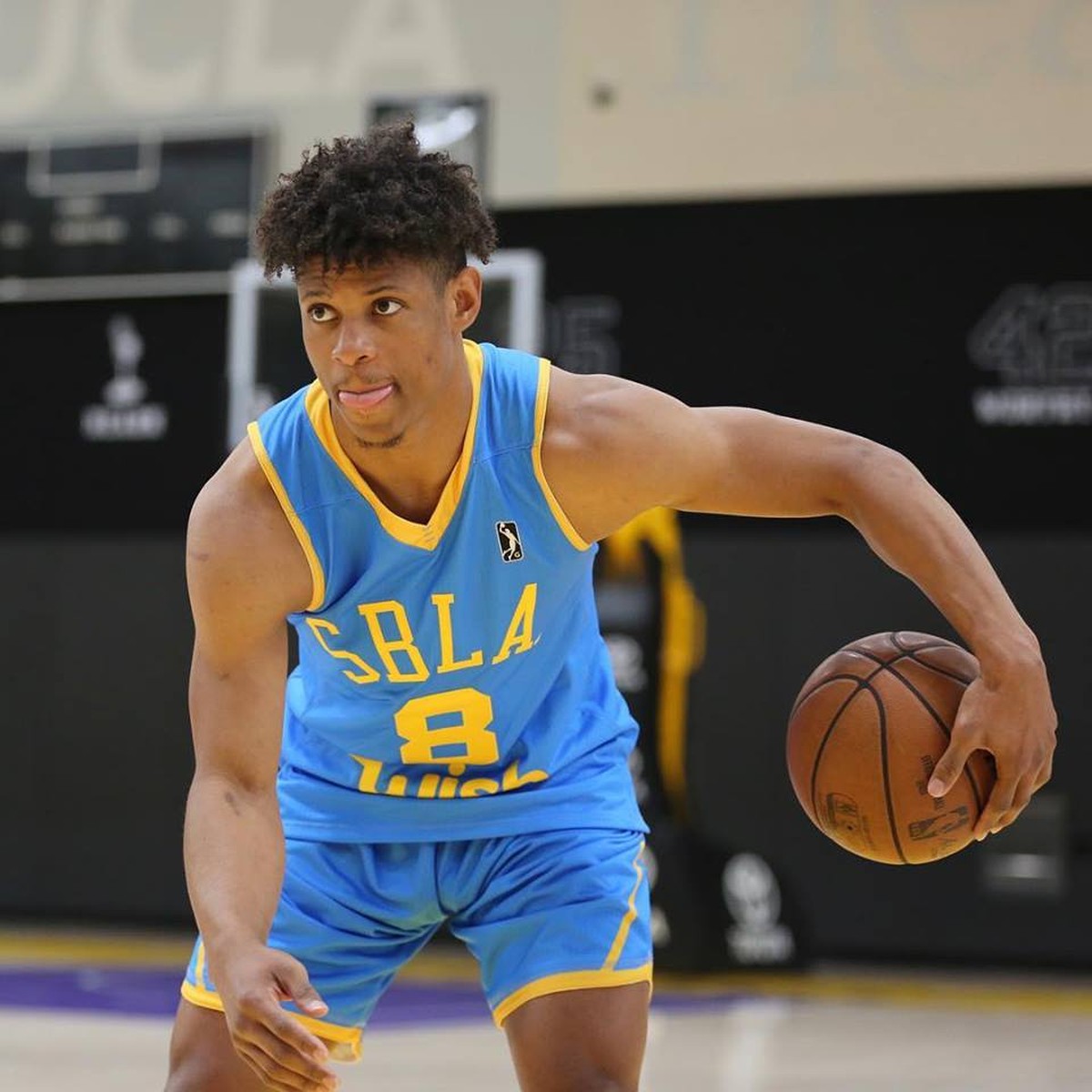 Um dia depois de assinar contrato, Scott Machado é dispensado pelos ...