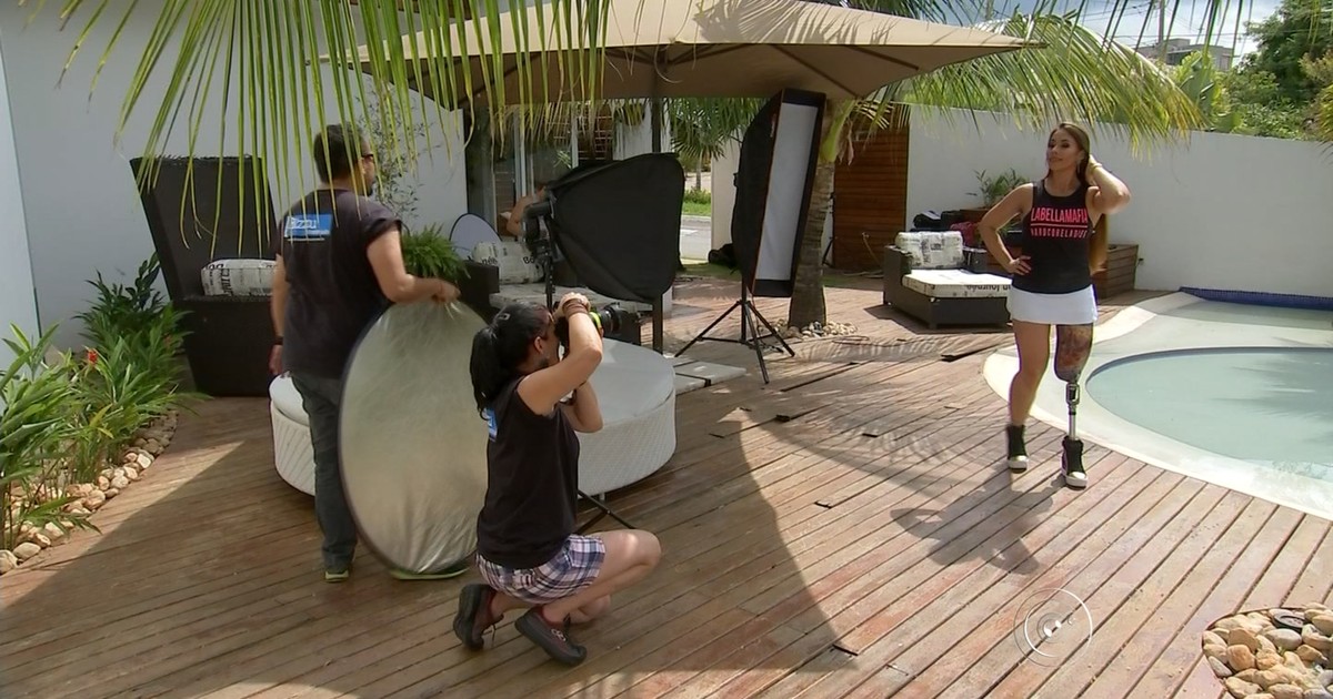 G1 - Modelos amputadas se reúnem em sessão de fotos para calendário ...