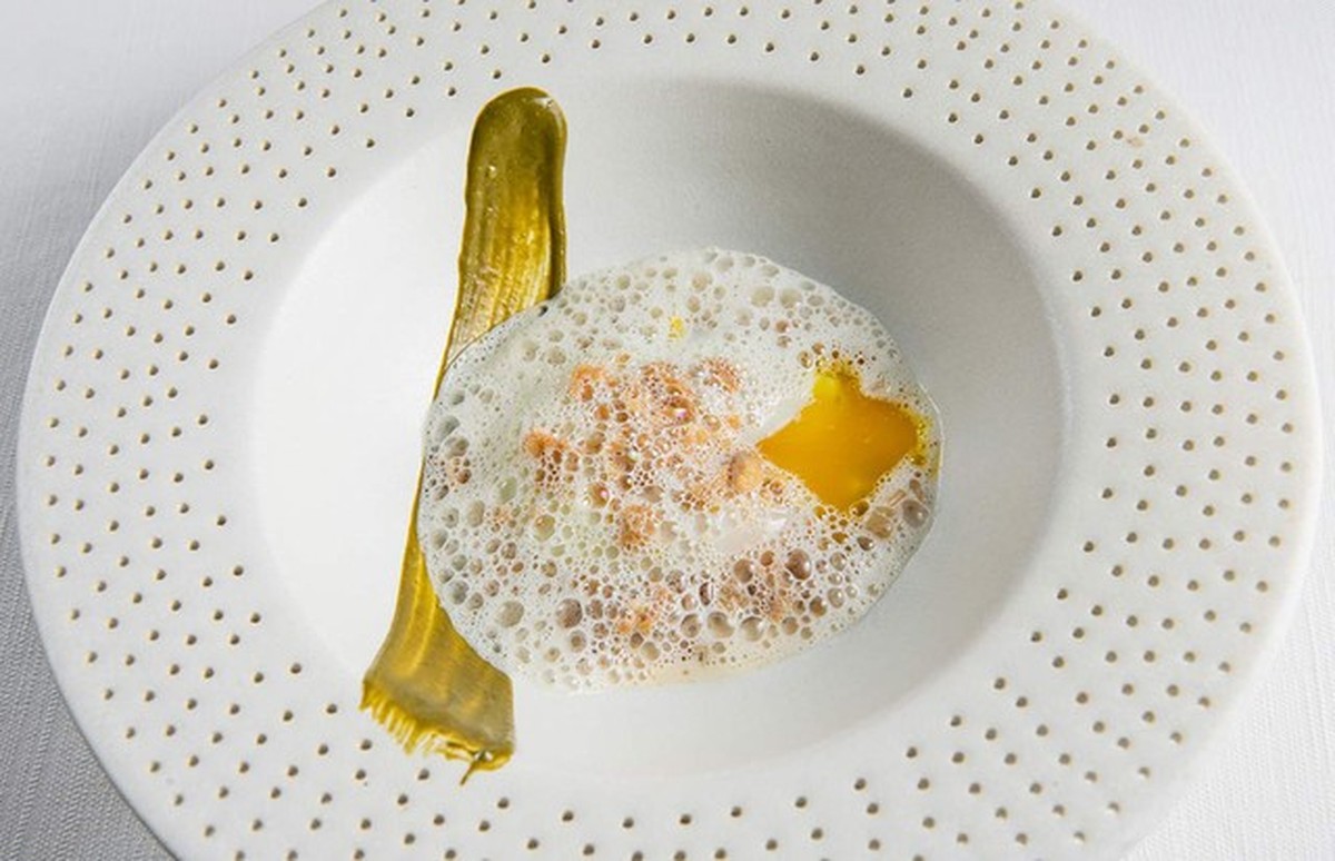 Receita de chef: aprenda como fazer um kimchi de acelga | Lifestyle | Vogue