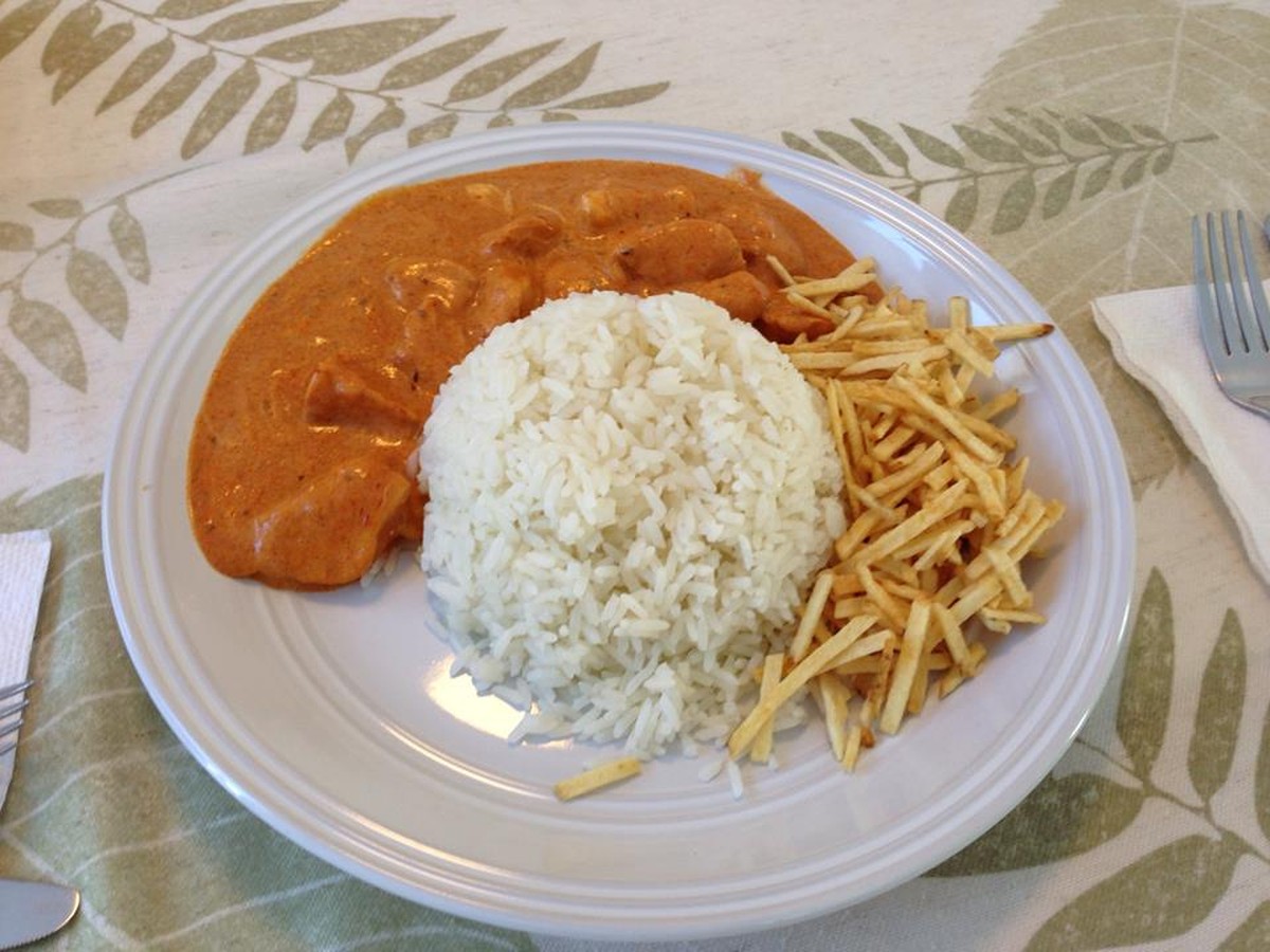 Strogonoff de Frango Original | Receitas