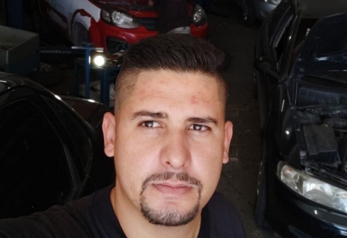 Homem morre após perder controle de carro e capotar na PE-300, em ...