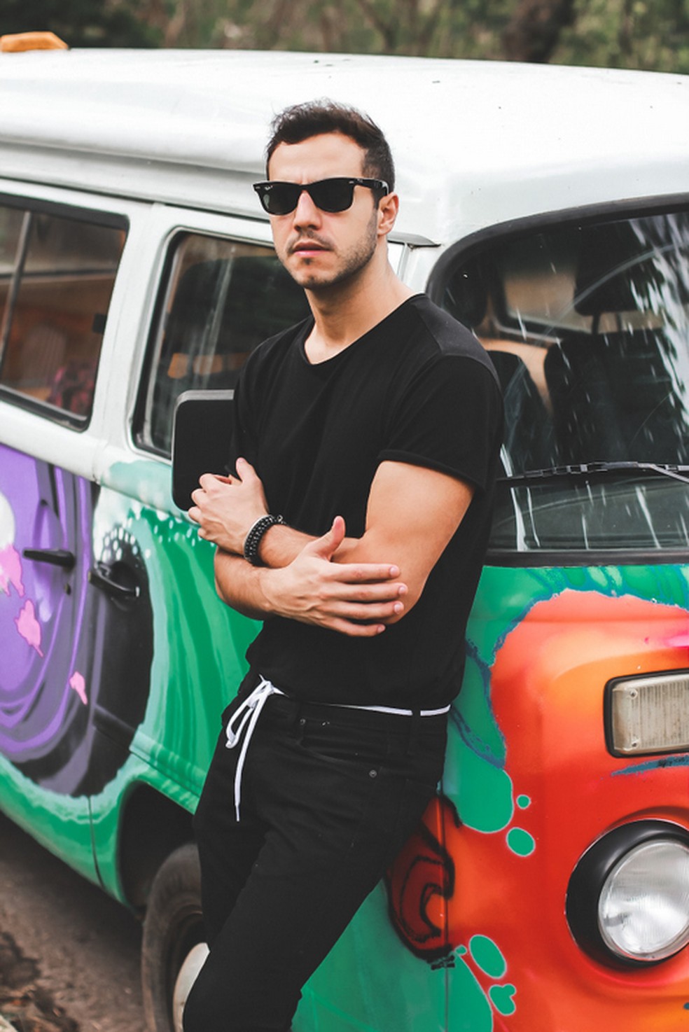 Ex-BBB Matheus Lisboa estreia como ator em casal gay de 'O tempo não ...