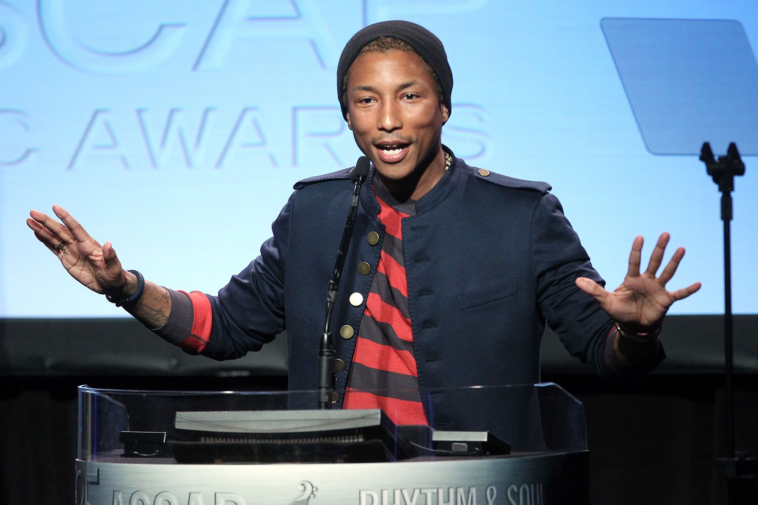 Hat fever: os modelos preferidos de Pharrell Williams | Moda | Vogue