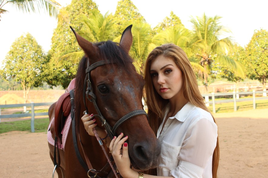Bruna Volpato, modelo e hípica de Porto Velho, sonha com as Olimpíadas ...