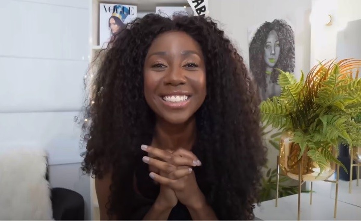 Camilla de Lucas posta primeiro vídeo no canal do YouTube após reality ...