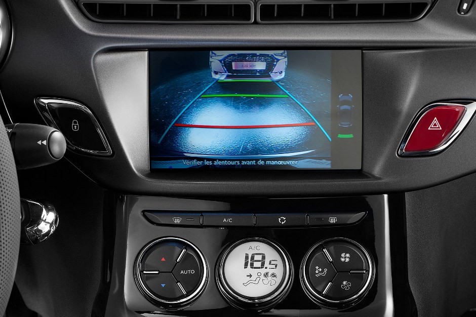 DS3 e DS3 Cabrio ganham facelift | Carros | autoesporte