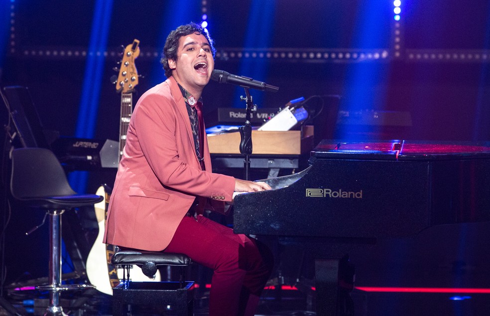 George Sauma leva clássico do samba para sua estreia no 'Popstar ...