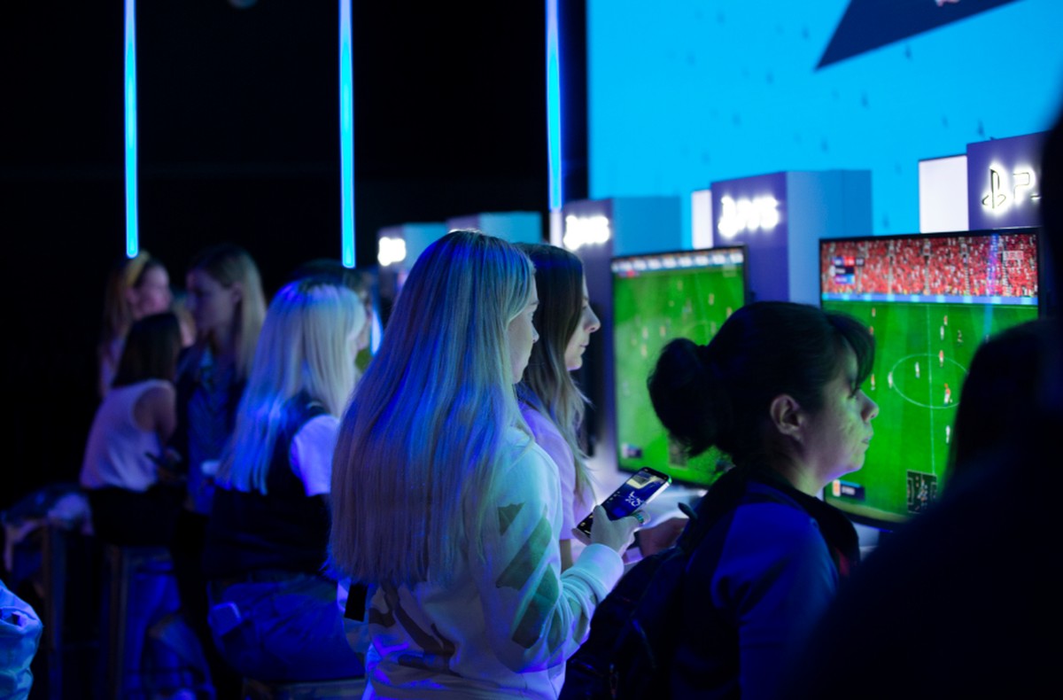 Fifa lança programa de esports exclusivo para mulheres | fifa | ge