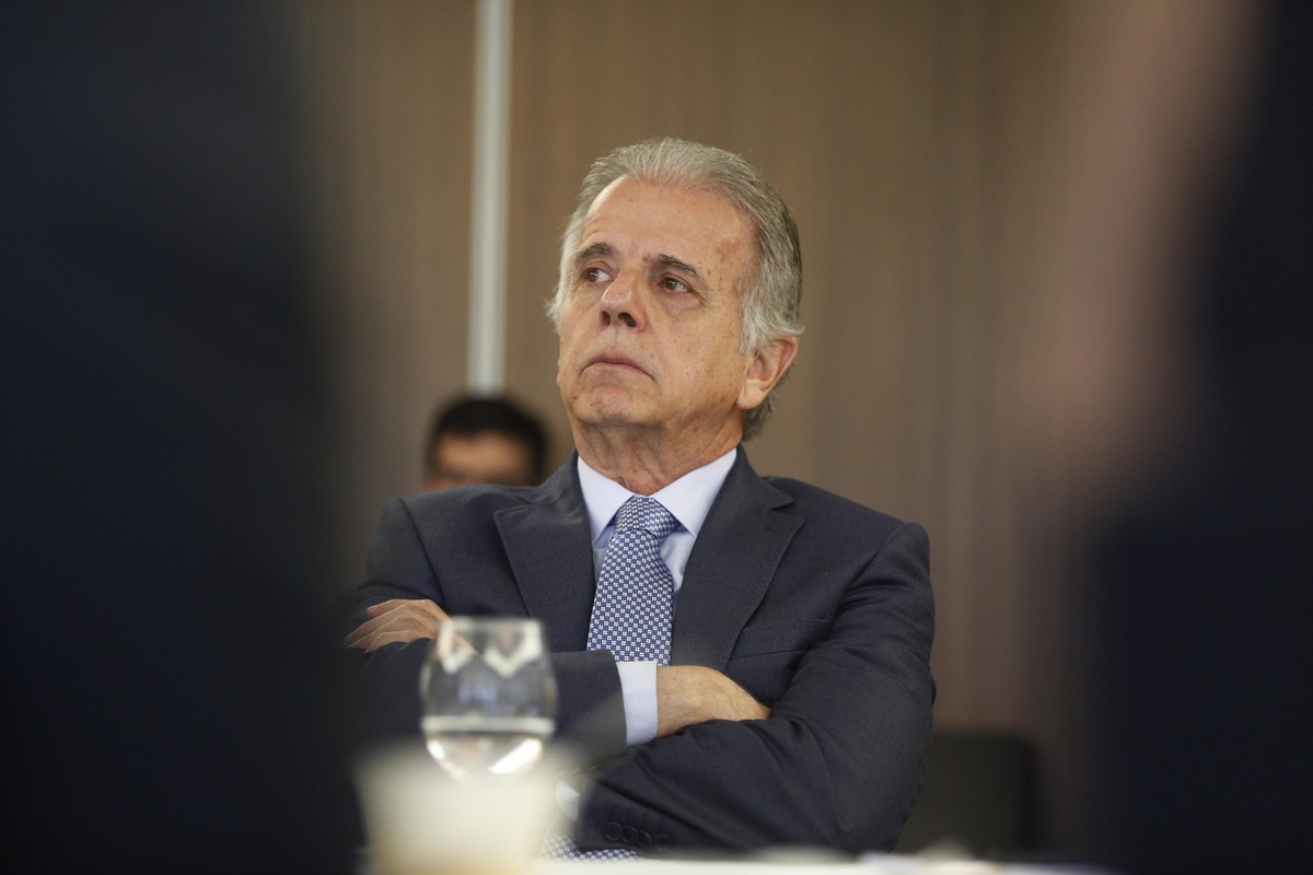 Cotado para Ministério da Defesa, José Múcio Monteiro se reúne com Lula ...