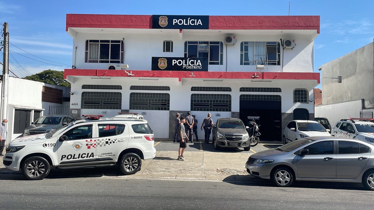 Pm Reage A Assalto E Mata Criminoso A Tiros Em São José Dos Campos