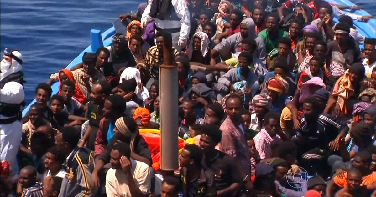 G1 - Milhões de refugiados arriscam a vida em 2015 para escapar das ...