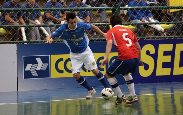 Com cinco gols nas Eliminatórias, fixo Neto ganha espaço na seleção ...
