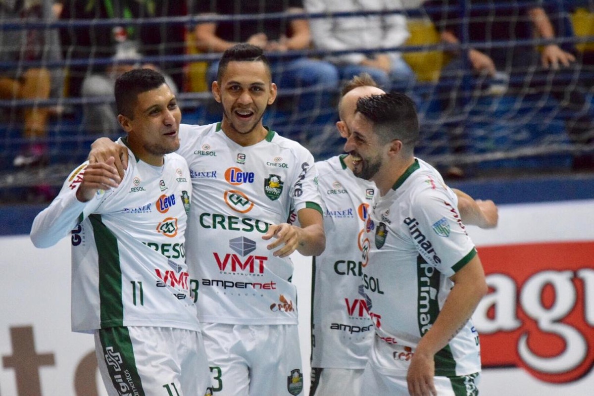 Marreco vence o líder Sorocaba e sobe quatro posições na Liga Nacional ...