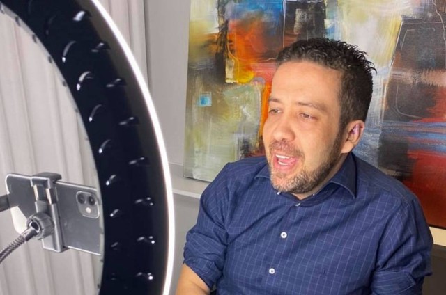 Janones contrata estrategista da campanha de Gabriel Boric para ser o ... Janones contrata estrategista da campanha de Gabriel Boric para ser o ...
