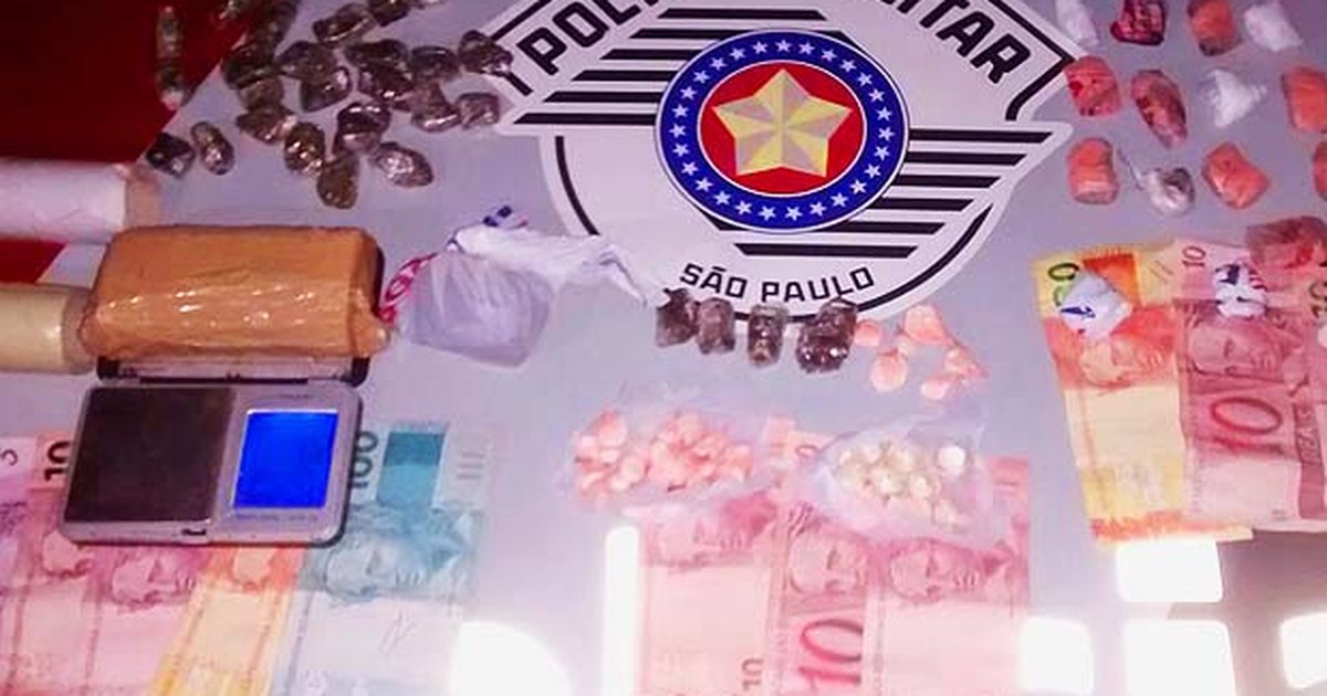 G1 Trio é Detido Por Tráfico Em Residência Que Serve Como Ponto De