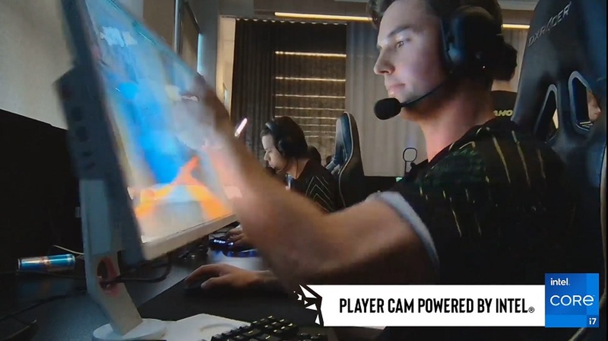 CS:GO: dev1ce dá soco em monitor ao perder clutch; veja vídeo | cs:go | ge