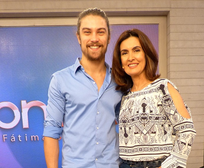 Maria Gadú, Agatha Moreira e Raphael Sander participam do 'Encontro ...