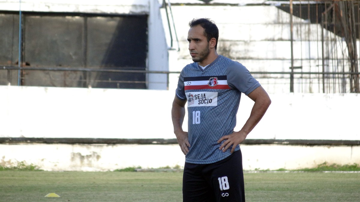 Leandro Costa volta aos trabalhos e reforça Santa Cruz contra Remo ...