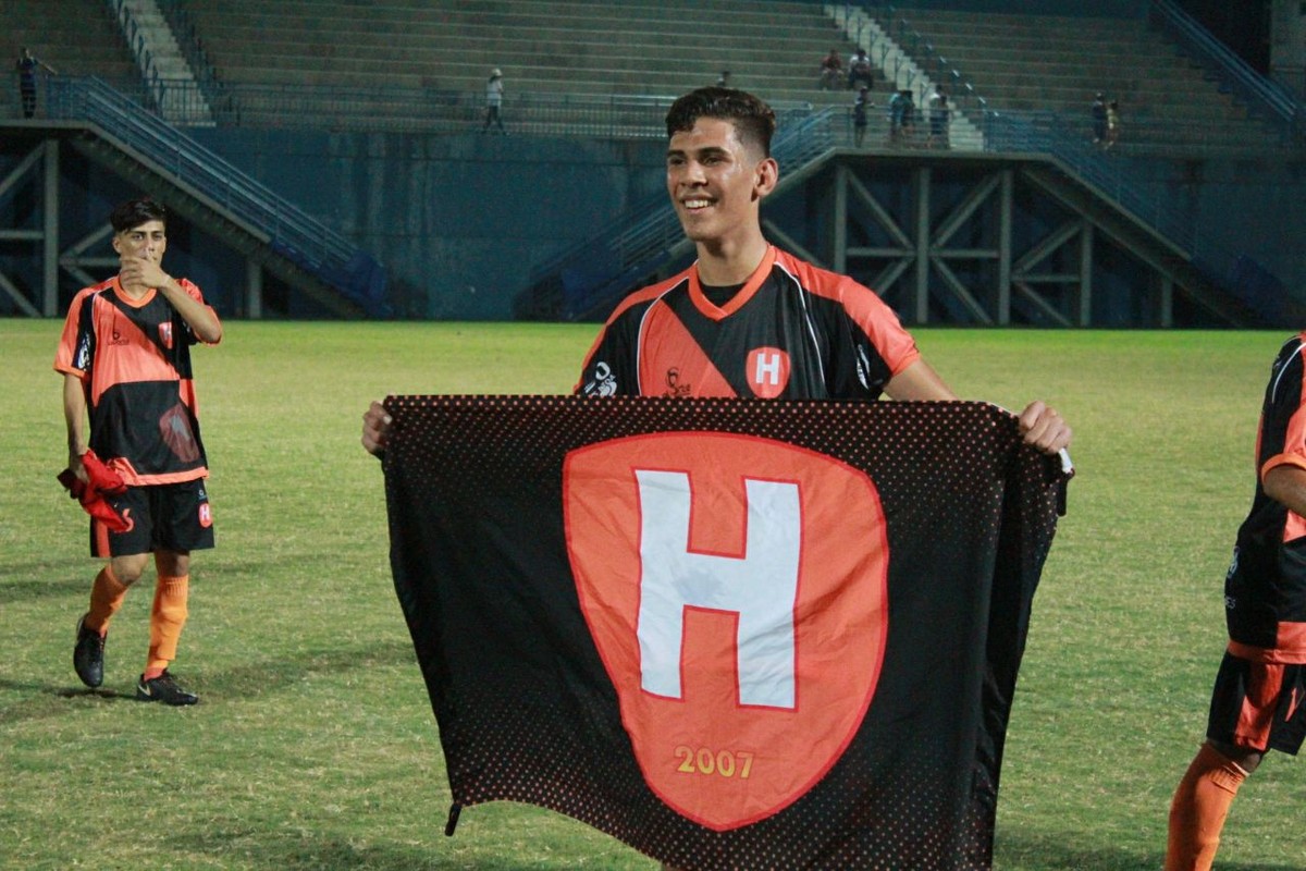 Bruno releva gols, mas celebra goleada: "Treinamos para jogar uma final ...